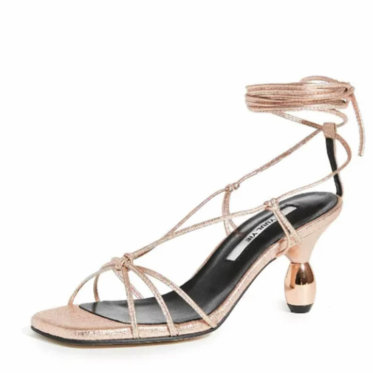 Zapatos de novia en oro rosa : Fiancee Bodas