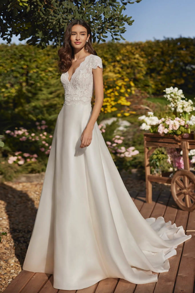Rosa Clará Couture colección novias 2023 : Fiancee Bodas