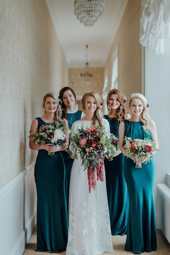 Ideas de looks monocolor para los vestidos de las damas de honor en una ...