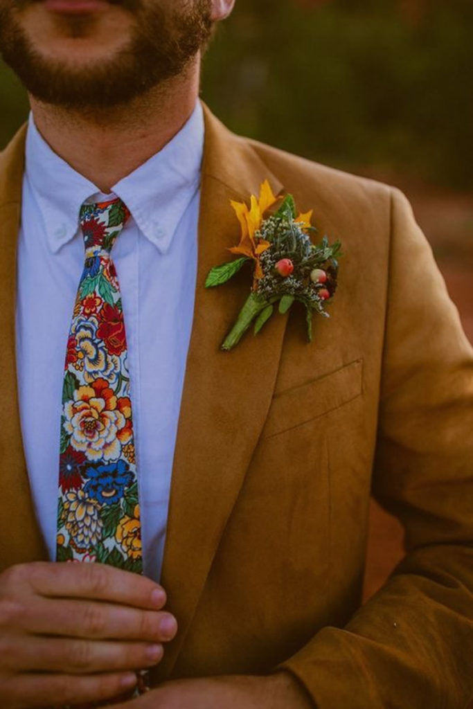 ¡Adiós a los trajes negros! 30 trajes de colores para novios modernos ...