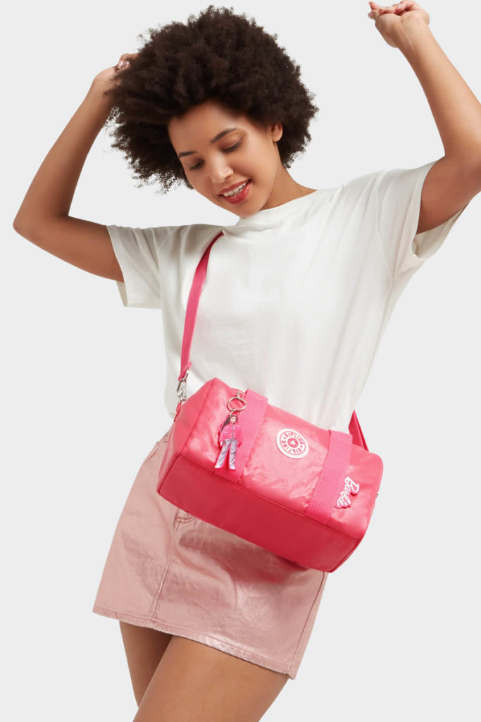 Déjate atrapar por la fiebre Barbiecore con la nueva colección de ...